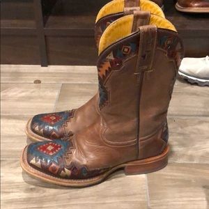 tin | Shoes | Tin Hall Boots | Poshmark